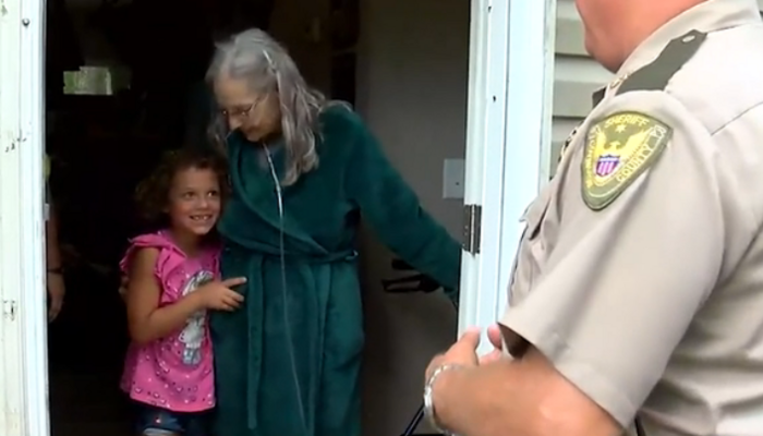 Six-Year-Old Girl Calls 911 to Say She 'Loves' the Police | Newsbusters
