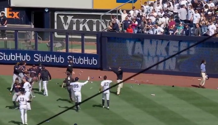 WATCH: Yankees Fans Pelt Opponents With Trash After Win | Newsbusters