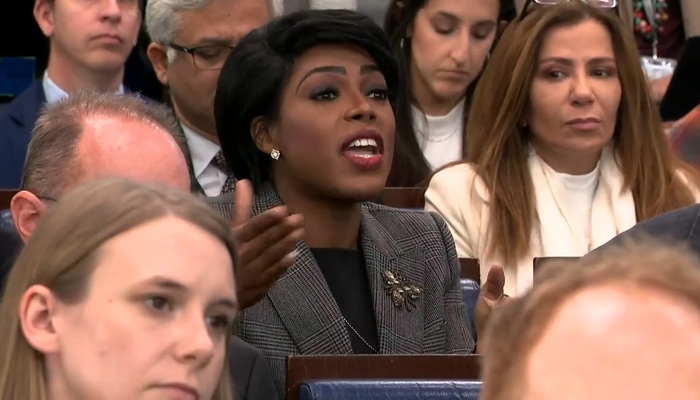 BIZARRE: African Reporter Demands Gun Control to KJP Amid More Docs ...