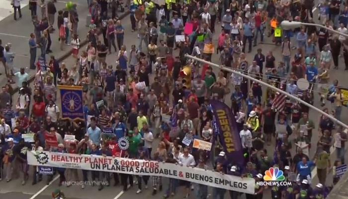 NBC’s Williams Praises Global Warming Marchers Despite ‘Mountains of ...