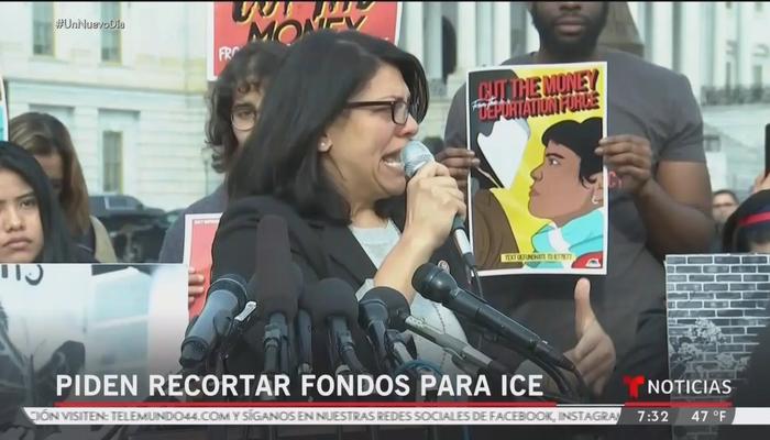 Push to 'Defund ICE' Gets Acritical Boost from Telemundo | Newsbusters