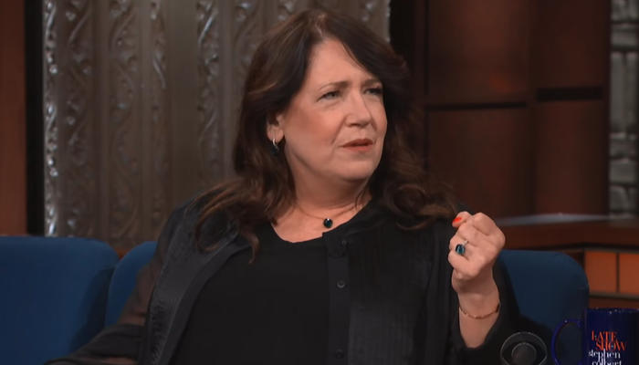 'Handmaid's Tale' Star on Sarah Sanders: 'I Don't Know What the Hell ...