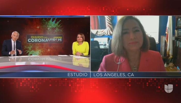 Univision Guest Can’t Decide Whether to Bash Trump or Give Him Credit ...